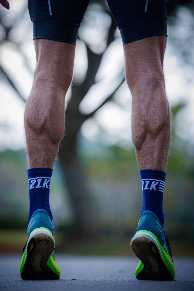 Meia Azul na Corrida: A Tendência do Momento